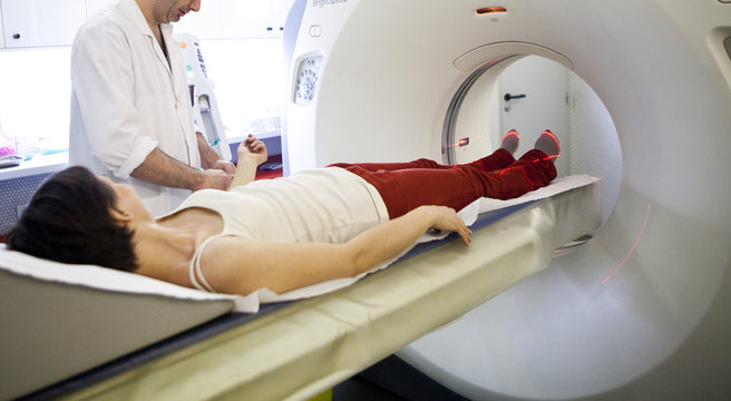 Ct-Scan bilder – Bläddra bland 57,890 stockfoton, vektorer och videor ...