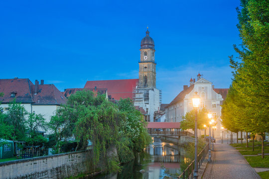 รูปภาพAmberg – เลือกดูภาพถ่ายสต็อก เวกเตอร์ และวิดีโอ1,356 | Adobe Stock