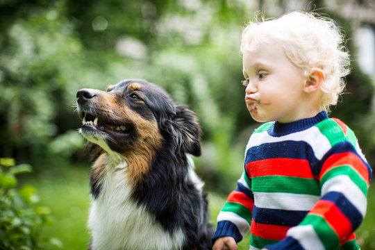 Osculate Bilder – Durchsuchen 24,352 Archivfotos, Vektorgrafiken und ...