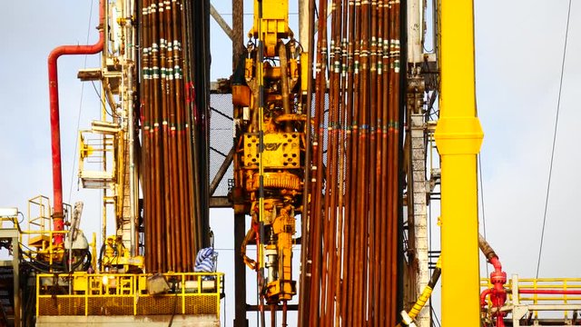 Topdrive bilder – Bläddra bland 92 stockfoton, vektorer och videor ...