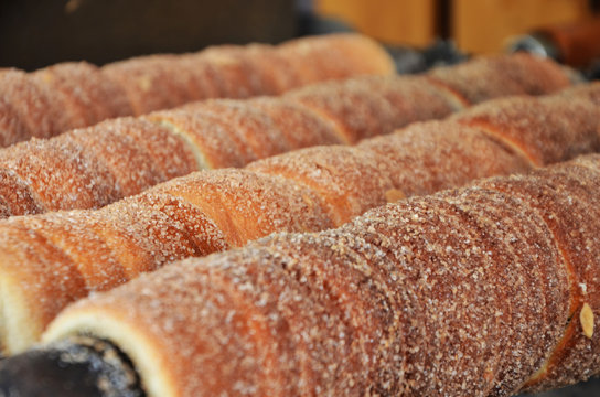 "Kurtos Kalacs" Images – Browse 264 Stock Photos, Vectors, and Video ...