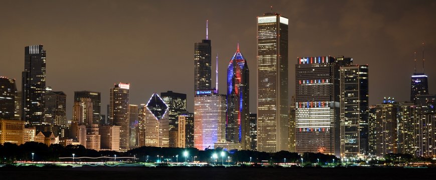 Chicago American Flag Bilder – Durchsuchen 2,406 Archivfotos ...