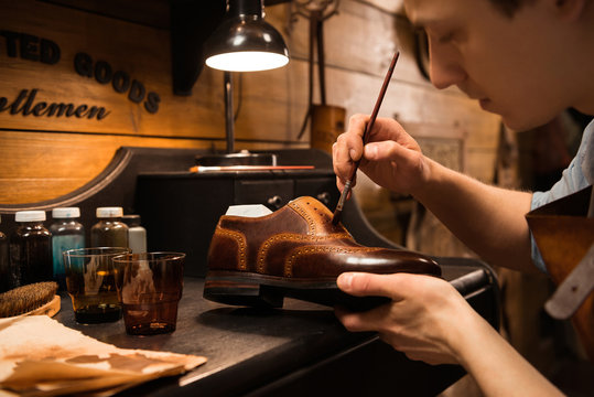 Shoemaker Images – Browse 190,194 Stock Photos, Vectors, and Video ...