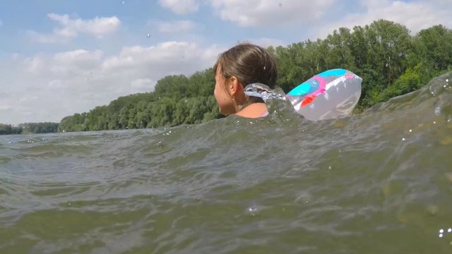 "Inflatable Circle"-Bilder: Stock-Fotos & -Videos. | Adobe Stock