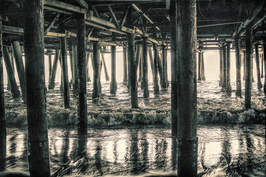 "Under The Pier" Billeder – Gennemse 90 stockfotos, vektorer og videoer ...
