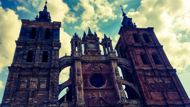 รูปภาพGotica – เลือกดูภาพถ่ายสต็อก เวกเตอร์ และวิดีโอ11,603 | Adobe Stock