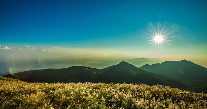 Datun Bilder – Durchsuchen 199 Archivfotos, Vektorgrafiken und Videos ...