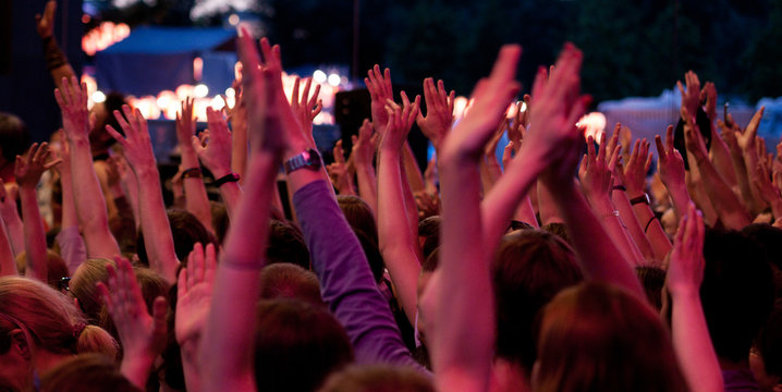 Get-Together Bilder – Durchsuchen 8,271 Archivfotos, Vektorgrafiken und ...