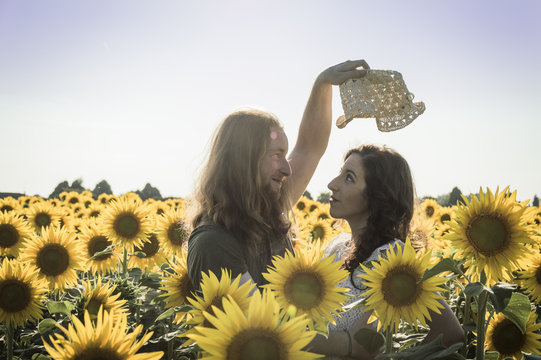 รูปภาพUproariously – เลือกดูภาพถ่ายสต็อก เวกเตอร์ และวิดีโอ488 | Adobe ...