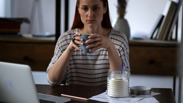 Despising Images – Parcourir 1,165 le catalogue de photos, vecteurs et ...