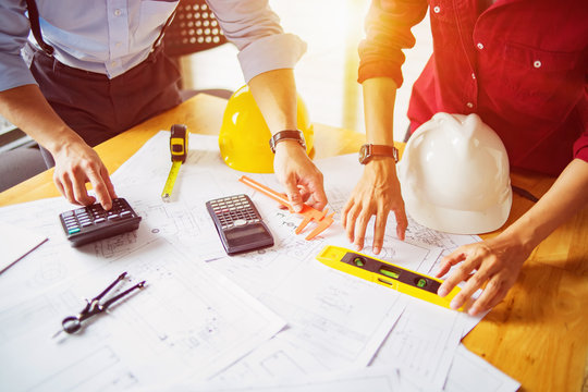 Customers With Builder Images – Browse 6,716 Stock Photos, Vectors, and ...