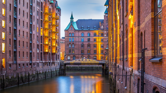 รูปภาพ"Kontor – เลือกดูภาพถ่ายสต็อก เวกเตอร์ และวิดีโอ2,441 | Adobe Stock