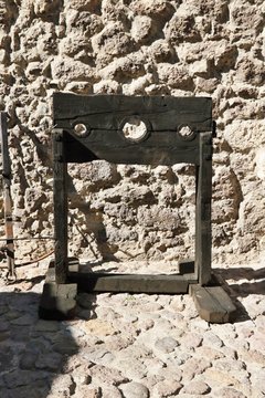 「Gogna」の画像 - 19 件の Stock 写真、ベクターおよびビデオ | Adobe Stock