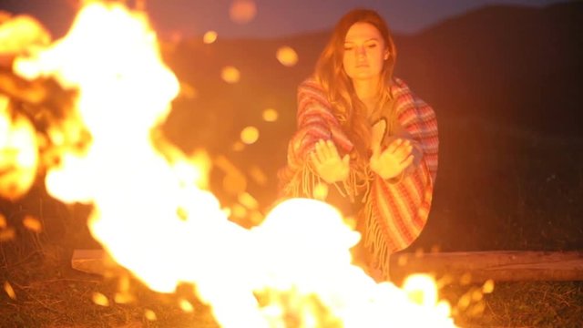 Women Campfire Images – Browse 33,371 Stock Photos, Vectors, and Video ...