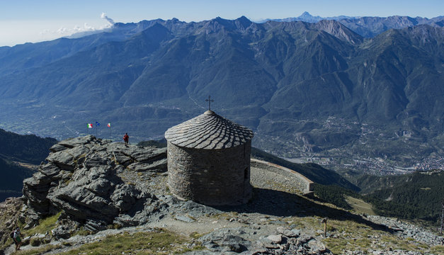 รูปภาพRocciamelone – เลือกดูภาพถ่ายสต็อก เวกเตอร์ และวิดีโอ546 | Adobe ...