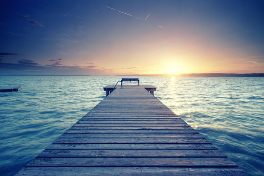 Beruhigung Bilder – Durchsuchen 185,570 Archivfotos, Vektorgrafiken und ...