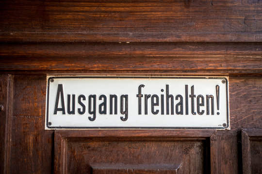 Freihalten Images – Browse 1,213 Stock Photos, Vectors, and Video ...