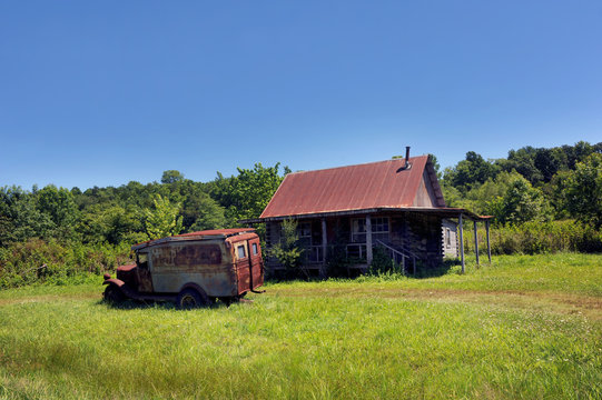 รูปภาพHillbilly – เลือกดูภาพถ่ายสต็อก เวกเตอร์ และวิดีโอ6,525 | Adobe Stock