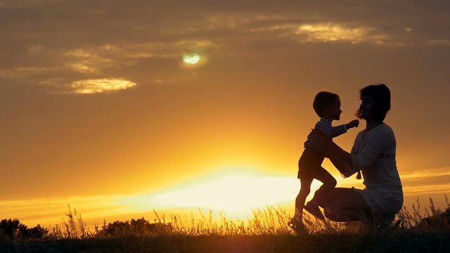 Family Shadow Sunset Images – Browse 15,706 Stock Photos, Vectors, and ...