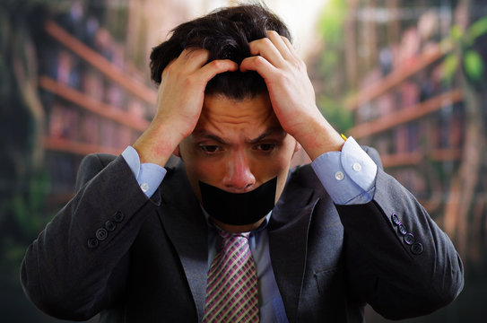 Embroilment bilder – Bläddra bland 264 stockfoton, vektorer och videor ...