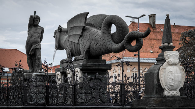 รูปภาพLindworm – เลือกดูภาพถ่ายสต็อก เวกเตอร์ และวิดีโอ341 | Adobe Stock