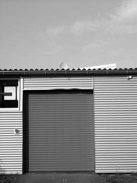 「Wellblechfassade」の画像 - 172 件の Stock 写真、ベクターおよびビデオ | Adobe Stock