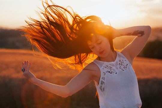 รูปภาพSwoosh – เลือกดูภาพถ่ายสต็อก เวกเตอร์ และวิดีโอ247,079 | Adobe Stock