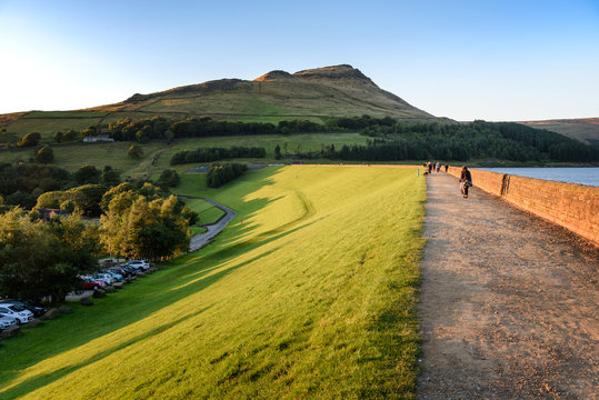 "Dovestone Reservoir" Images – Browse 109 Stock Photos, Vectors, and ...