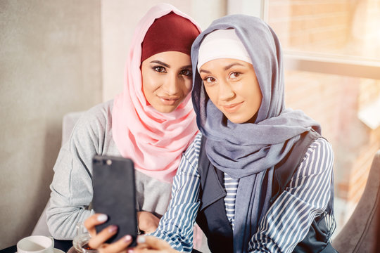 รูปภาพWefie – เลือกดูภาพถ่ายสต็อก เวกเตอร์ และวิดีโอ233 | Adobe Stock