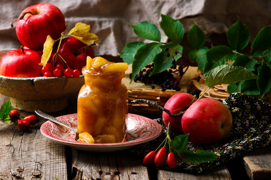 "Apple Pie" bilder – Bläddra bland 69,456 stockfoton, vektorer och ...