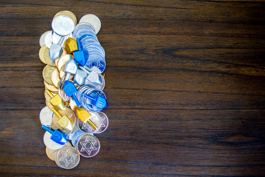 รูปภาพGelt – เลือกดูภาพถ่ายสต็อก เวกเตอร์ และวิดีโอ3,831 | Adobe Stock