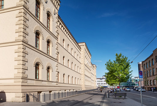 Gropiusstadt Bilder – Durchsuchen 322 Archivfotos, Vektorgrafiken und ...