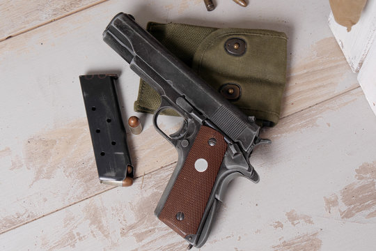 รูปภาพM1911 – เลือกดูภาพถ่ายสต็อก เวกเตอร์ และวิดีโอ478 | Adobe Stock