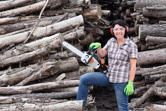 Woman Chainsaw Images – Browse 4,149 Stock Photos, Vectors, and Video ...