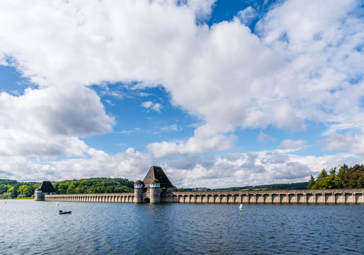 "Stausee Imej – Semak Imbas 217 Foto, Vektor dan Video Stok | Adobe Stock