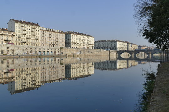 Murazzi bilder – Bläddra bland 416 stockfoton, vektorer och videor ...