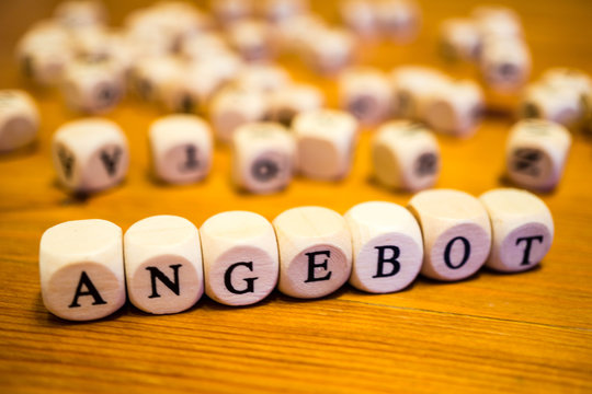 Abgeben bilder – Bläddra bland 1,485 stockfoton, vektorer och videor ...