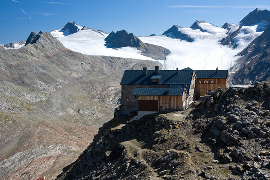 Ramolhaus Bilder – Durchsuchen 112 Archivfotos, Vektorgrafiken und ...