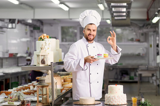 Konditoren Bilder – Durchsuchen 100,177 Archivfotos, Vektorgrafiken und ...