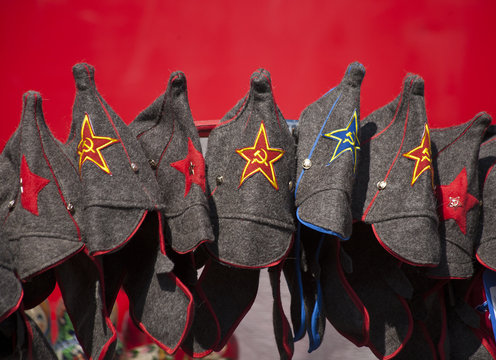 รูปภาพBudenovka – เลือกดูภาพถ่ายสต็อก เวกเตอร์ และวิดีโอ151 | Adobe Stock