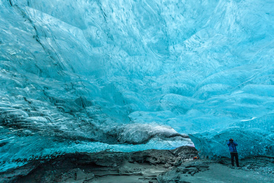 Icecave Bilder – Durchsuchen 652 Archivfotos, Vektorgrafiken und Videos | Adobe Stock