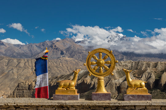 รูปภาพDhammacakka – เลือกดูภาพถ่ายสต็อก เวกเตอร์ และวิดีโอ3,248 | Adobe ...