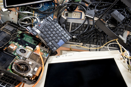 "Electronic Waste" Images – Browse 8,121 Stock Photos, Vectors, and ...
