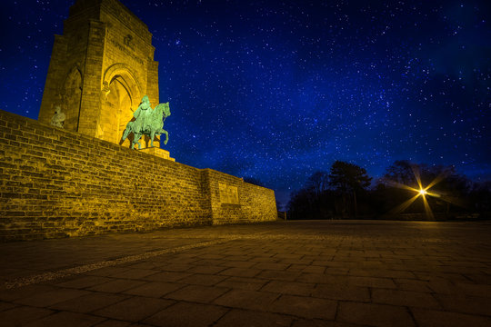 Protagonist Images – Parcourir 1,284 le catalogue de photos, vecteurs ...