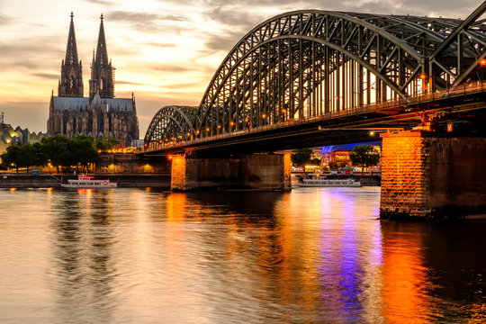 รูปภาพKoln – เลือกดูภาพถ่ายสต็อก เวกเตอร์ และวิดีโอ101,275 | Adobe Stock