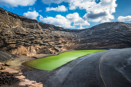 「Charco」の写真素材 | 4,169件の無料イラスト画像 | Adobe Stock