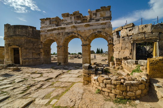 Levigate-Bilder: Stock-Fotos & -Videos. | Adobe Stock