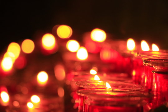 「Candelas」の写真素材 | 160件の無料イラスト画像 | Adobe Stock