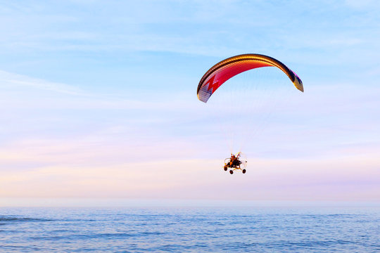 Ultralight Images – Browse 5,464 Stock Photos, Vectors, and Video ...