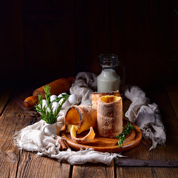 "Kurtos Kalacs" Images – Browse 264 Stock Photos, Vectors, and Video ...